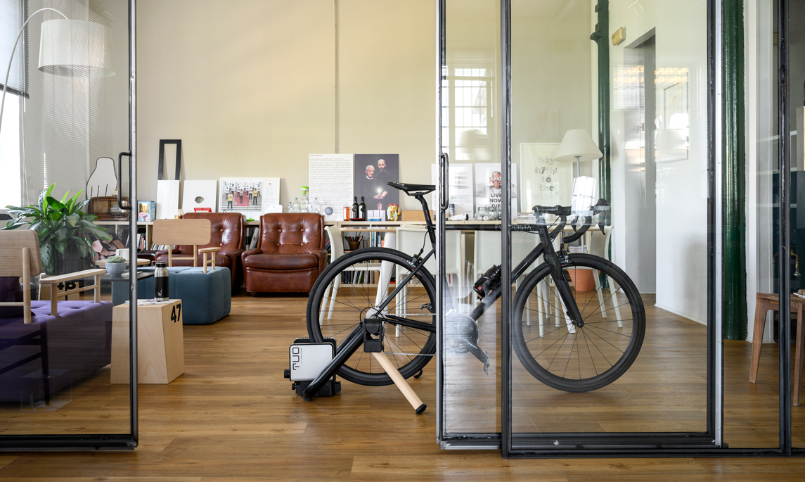 Tuo: Interactive indoor trainer - Elite