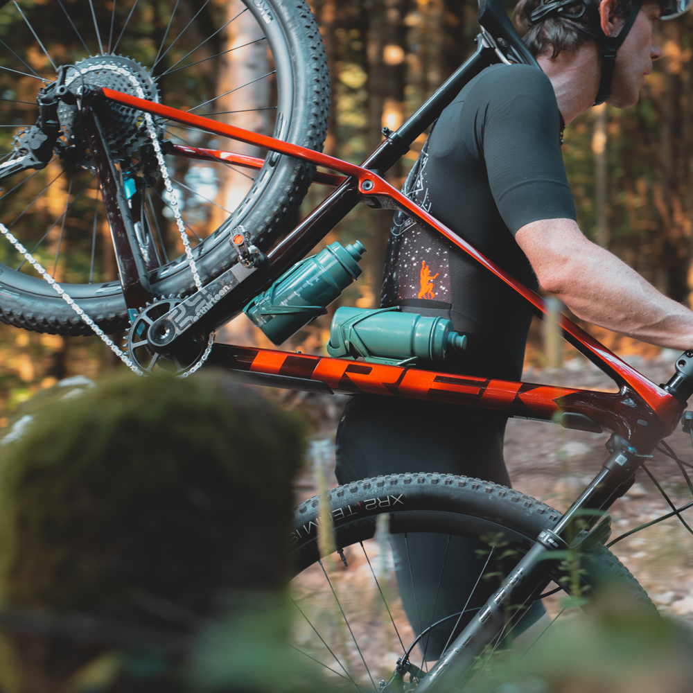 Cannibal XC Bio-based: Bottle Cages Eco-Friendly - Elite
